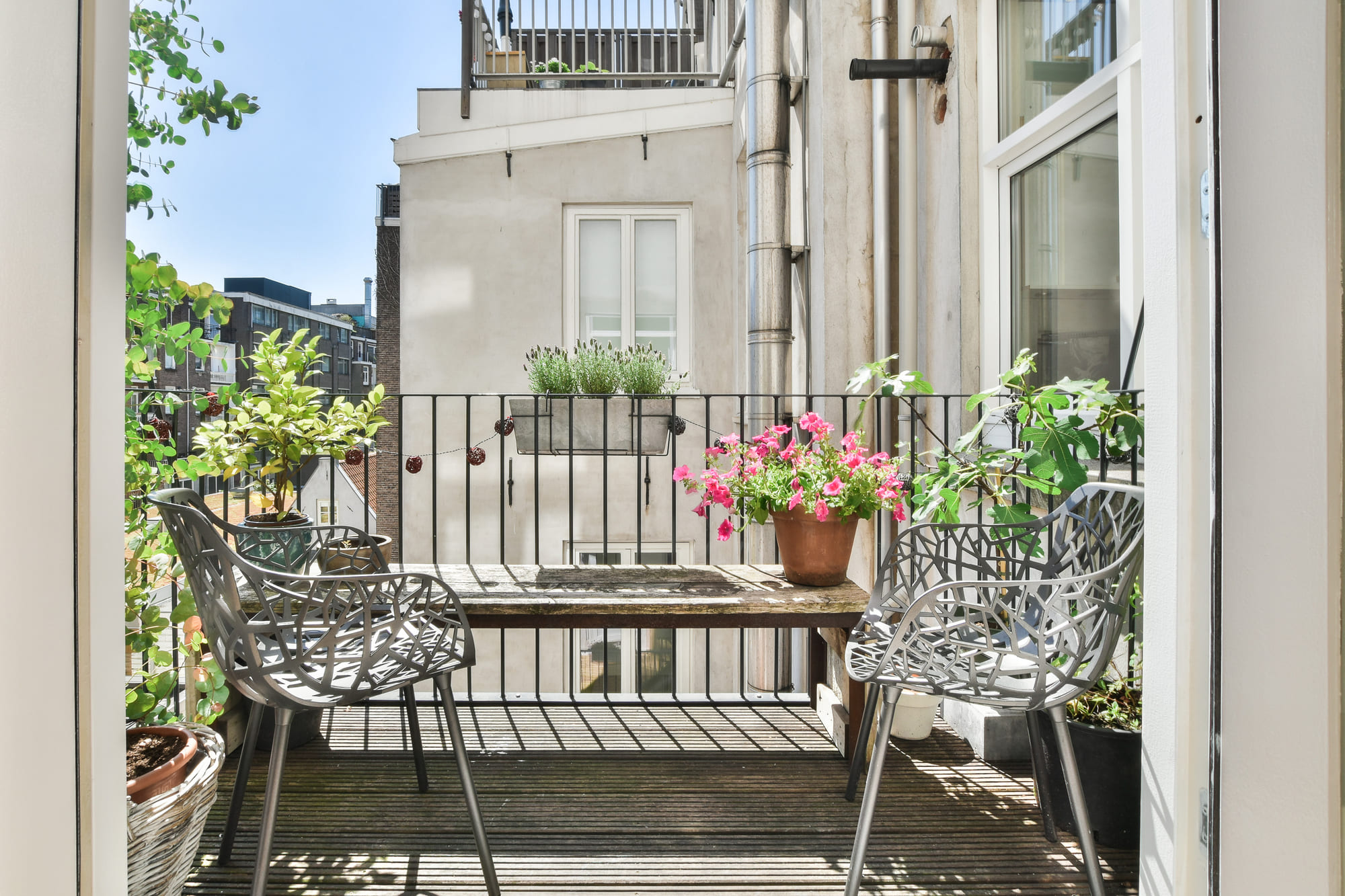 6 Ideas para aprovechar balcones pequeños